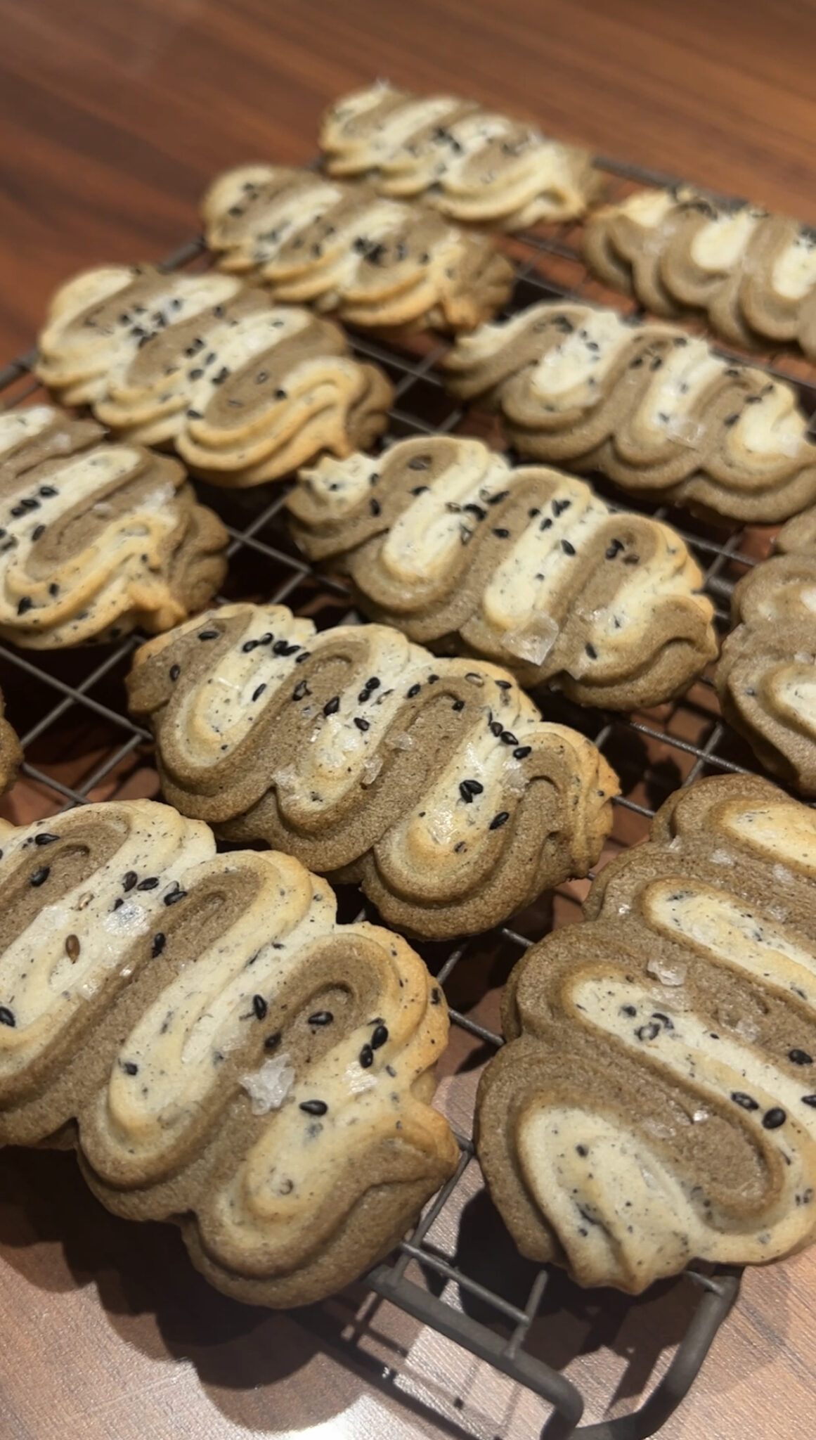 Black Sesame & Hojicha Swirl Sable Shortbread Cookies